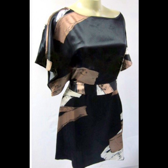 BCBGMaxAzria | Dresses | Bcbgmaxazria Kimo Style Dress | Poshmark